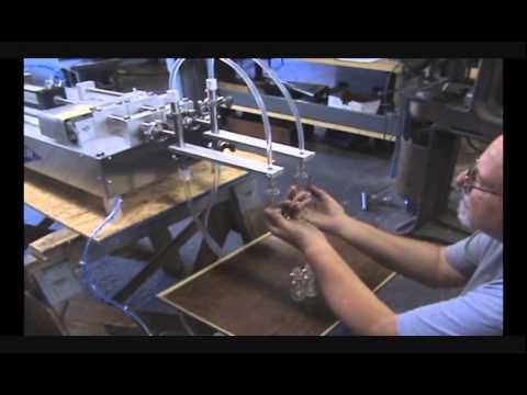 Geyer Flo Master Jr filling machine - YouTube