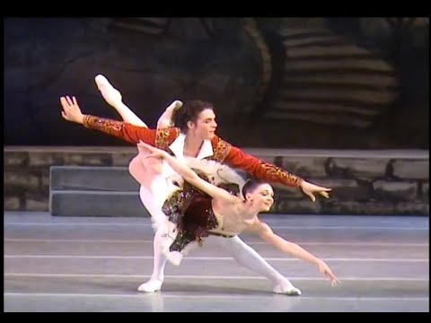 Don Quixote ballet- Elena Filipieva, Denys Nedak - YouTube