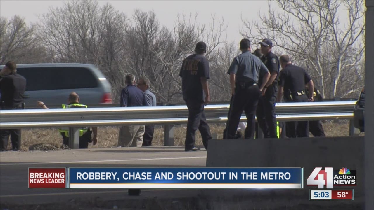 Robbery, chase, shootout in the metro - YouTube