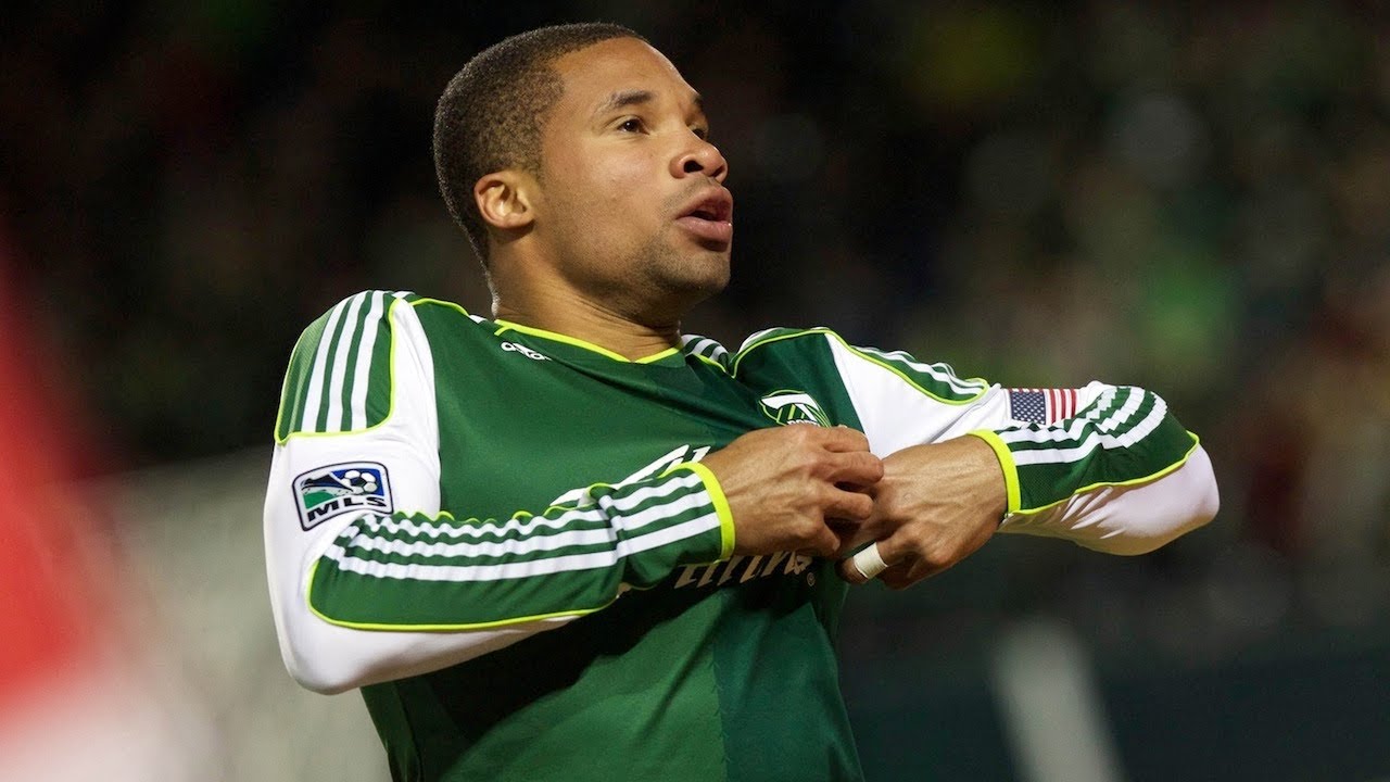 GOAL: Ryan Johnson volleys in Chara cross | Portland Timbers vs Houston ...