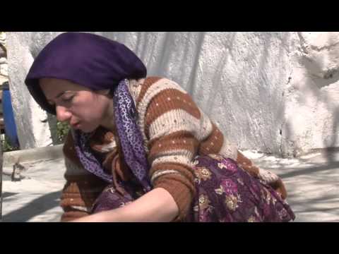 AYFER BOZKURT  ŞALVARLI PİCASSO