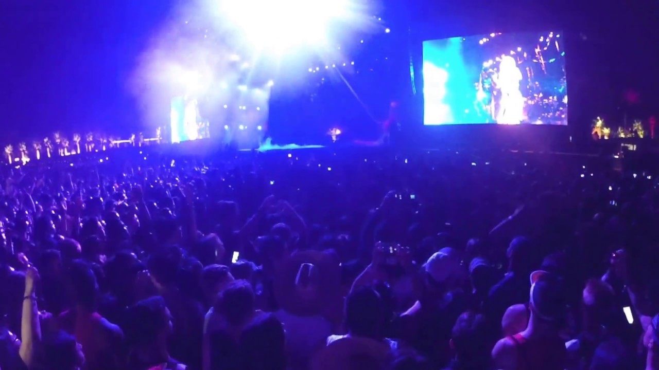 Drake - Coachella 2015 Weekend 1 - Part 3 - YouTube
