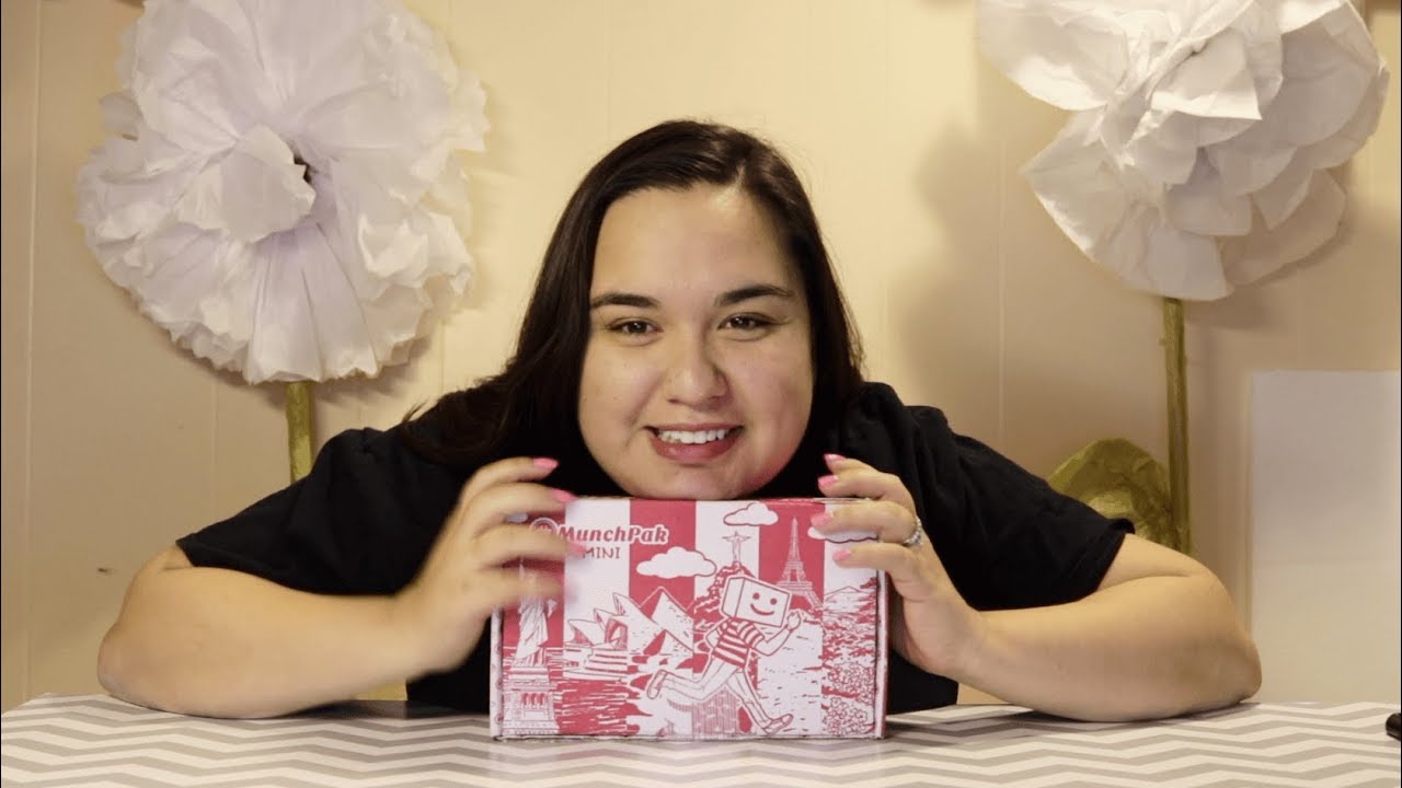 Munchpak Review - YouTube