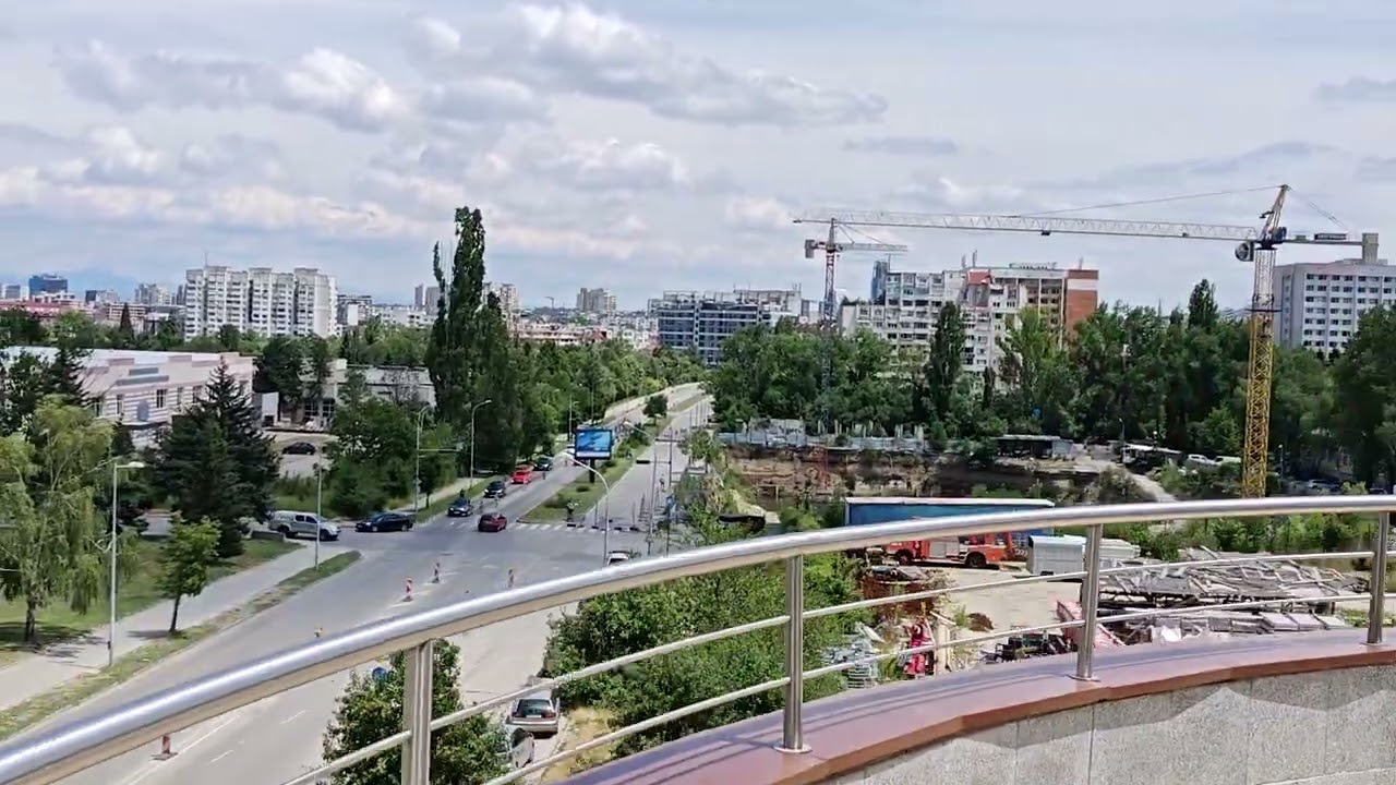 FHD 1080p 30fps (main camera, Ultra Steady mode) - OnePlus Nord 4 video sample