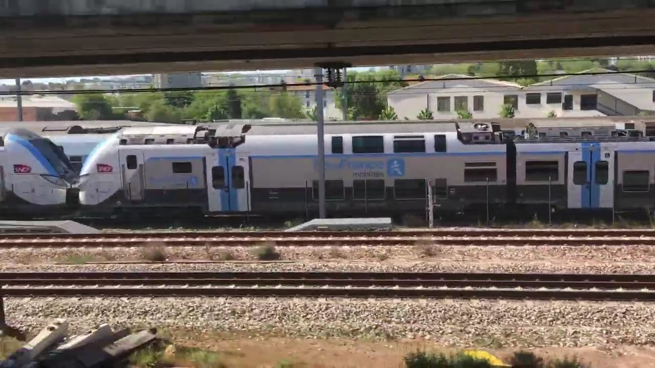 Regio 2N 57000 IDFM - YouTube