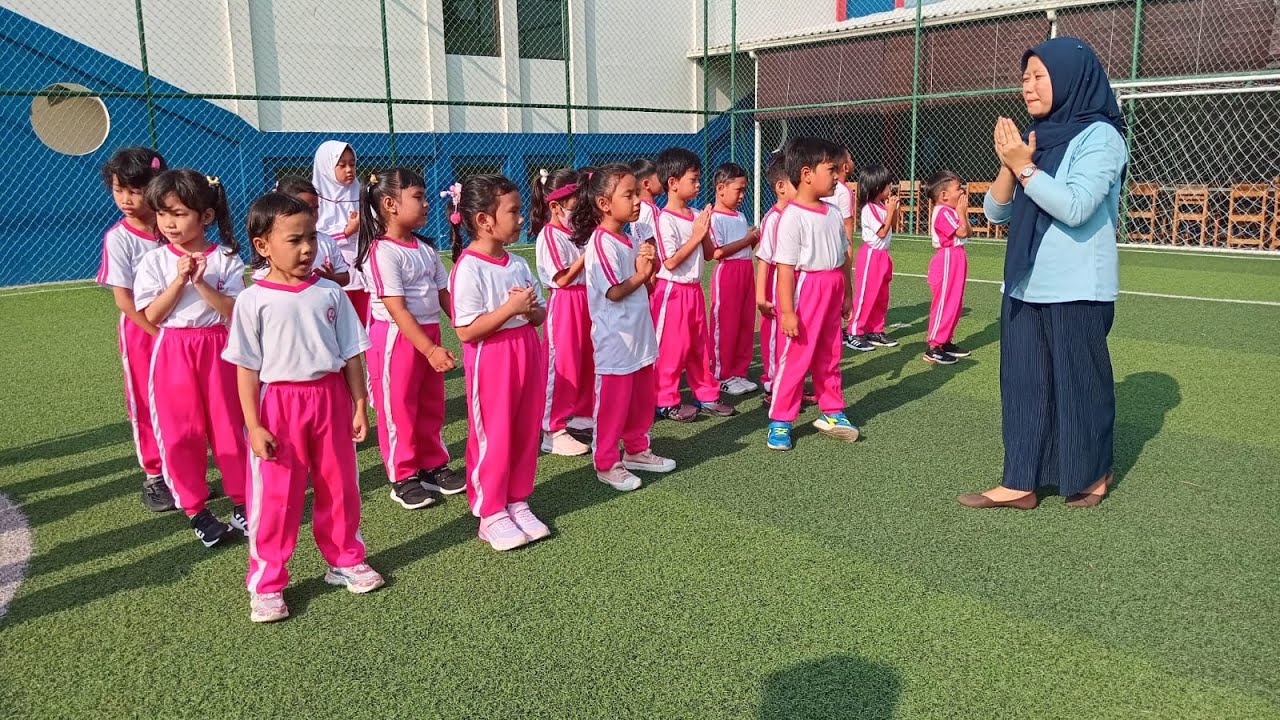 Persembahan Karya untuk Guru Tersayang dari teman-teman Kelas B2 TK ...