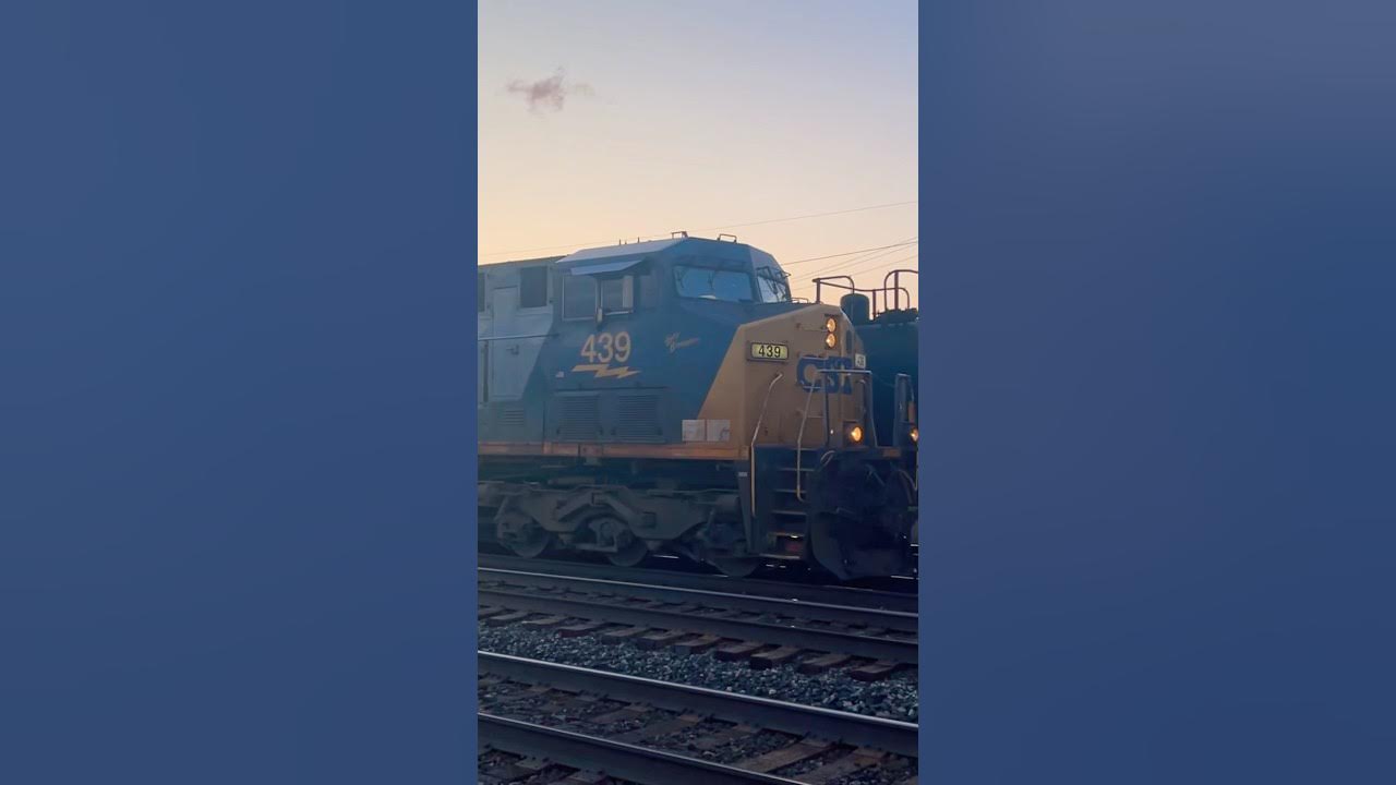 CSX spirit of Birmingham leads a manifest - YouTube