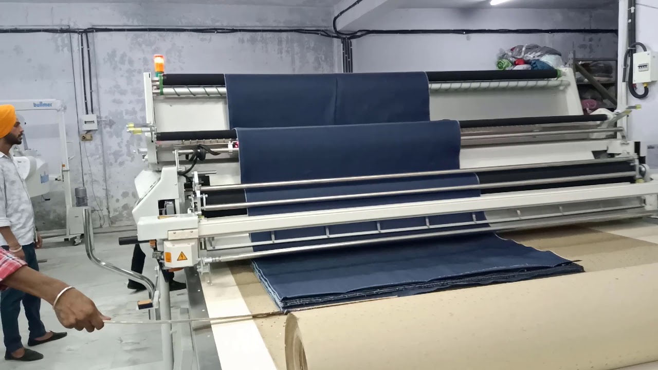Bullmer KW2000S Spreading Machine - YouTube
