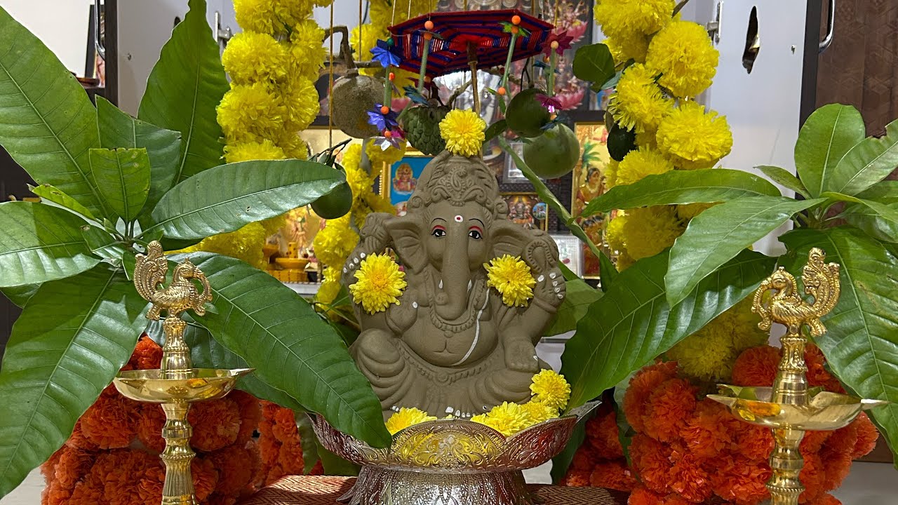 Vinayaka Chaviti Decoration | Palaveli | easy decor at home | Ganesh ...