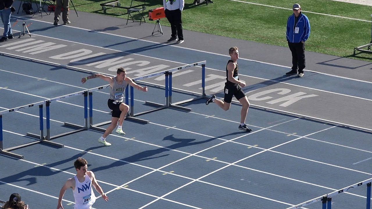 Iowa City West Shuttle Hurdle Relay - 2023 Drake Relays - YouTube