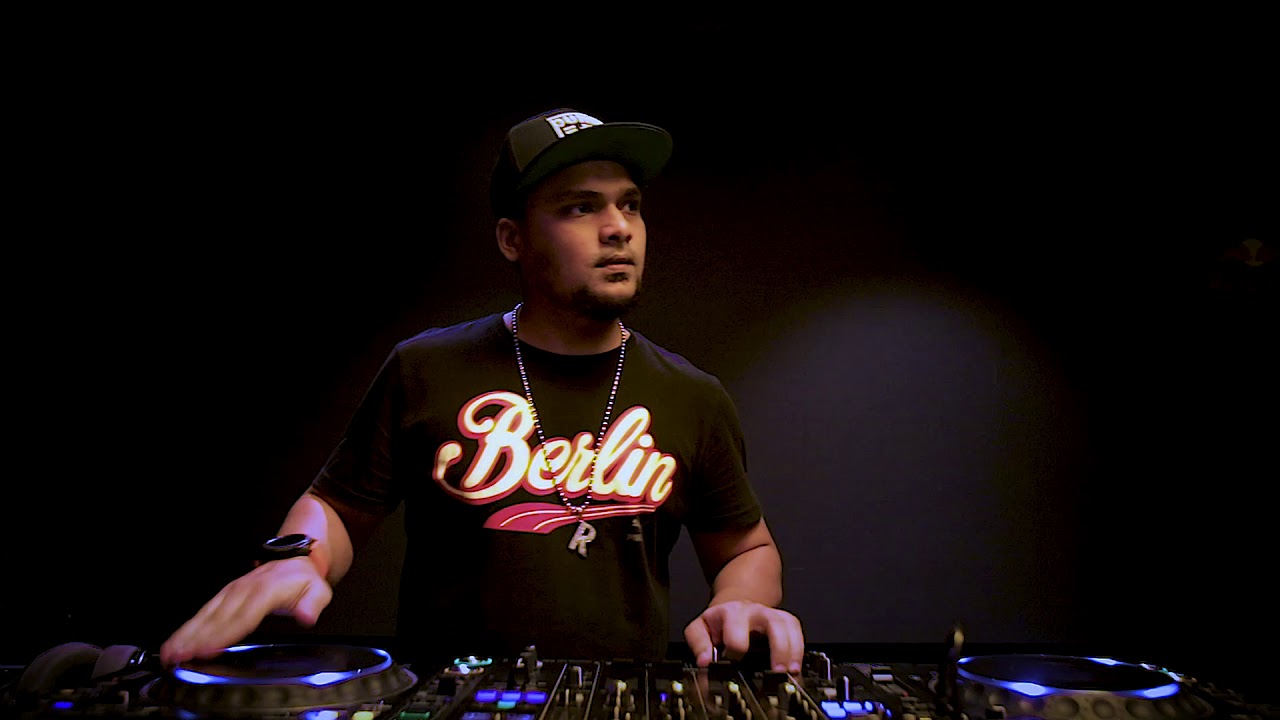 DJ RAZZ HIPHOP SCRATCH MIX - YouTube