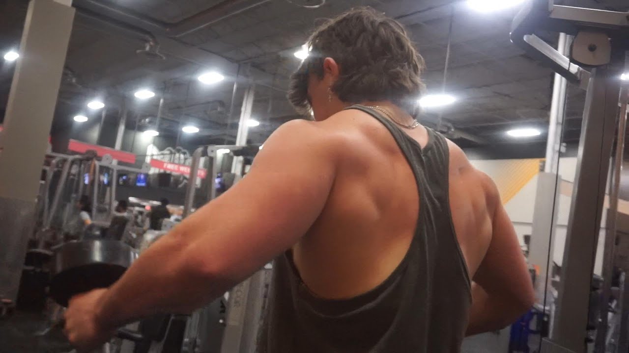 Blasting Shoulders (we spammed lat raises)| GearGorillas Ep.5 - YouTube