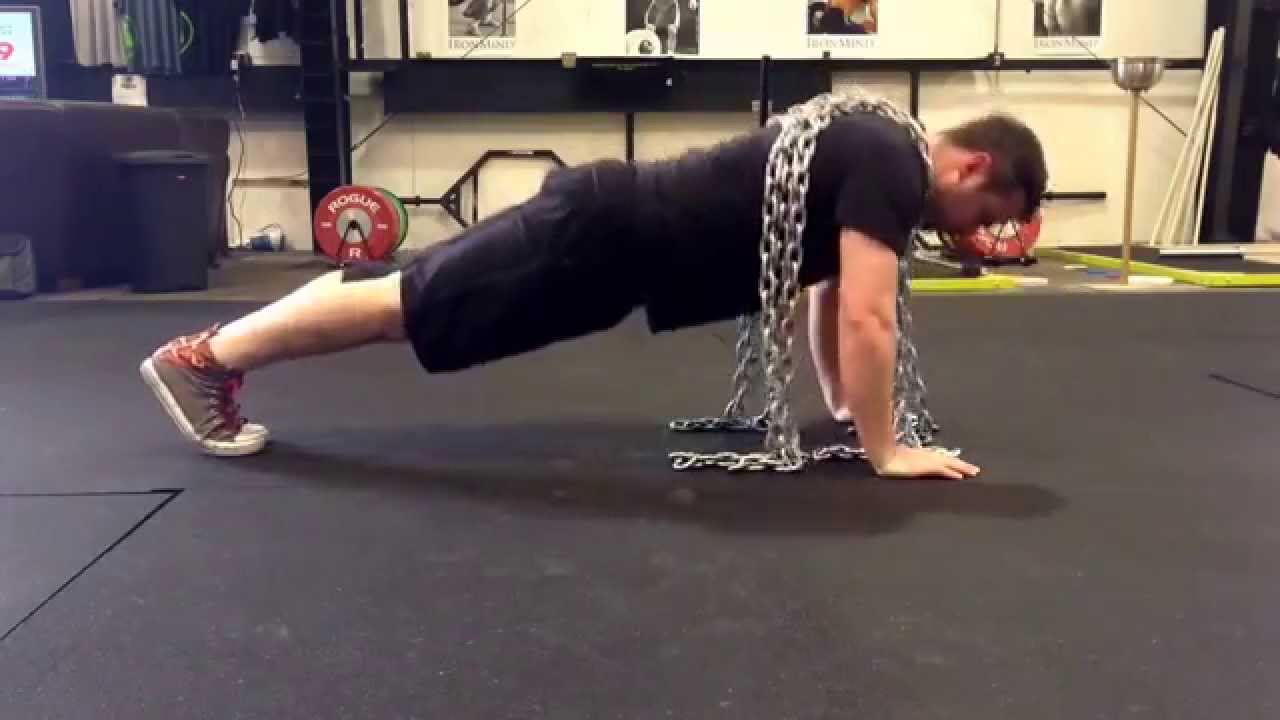 Criss-Cross Chain Push-ups - YouTube