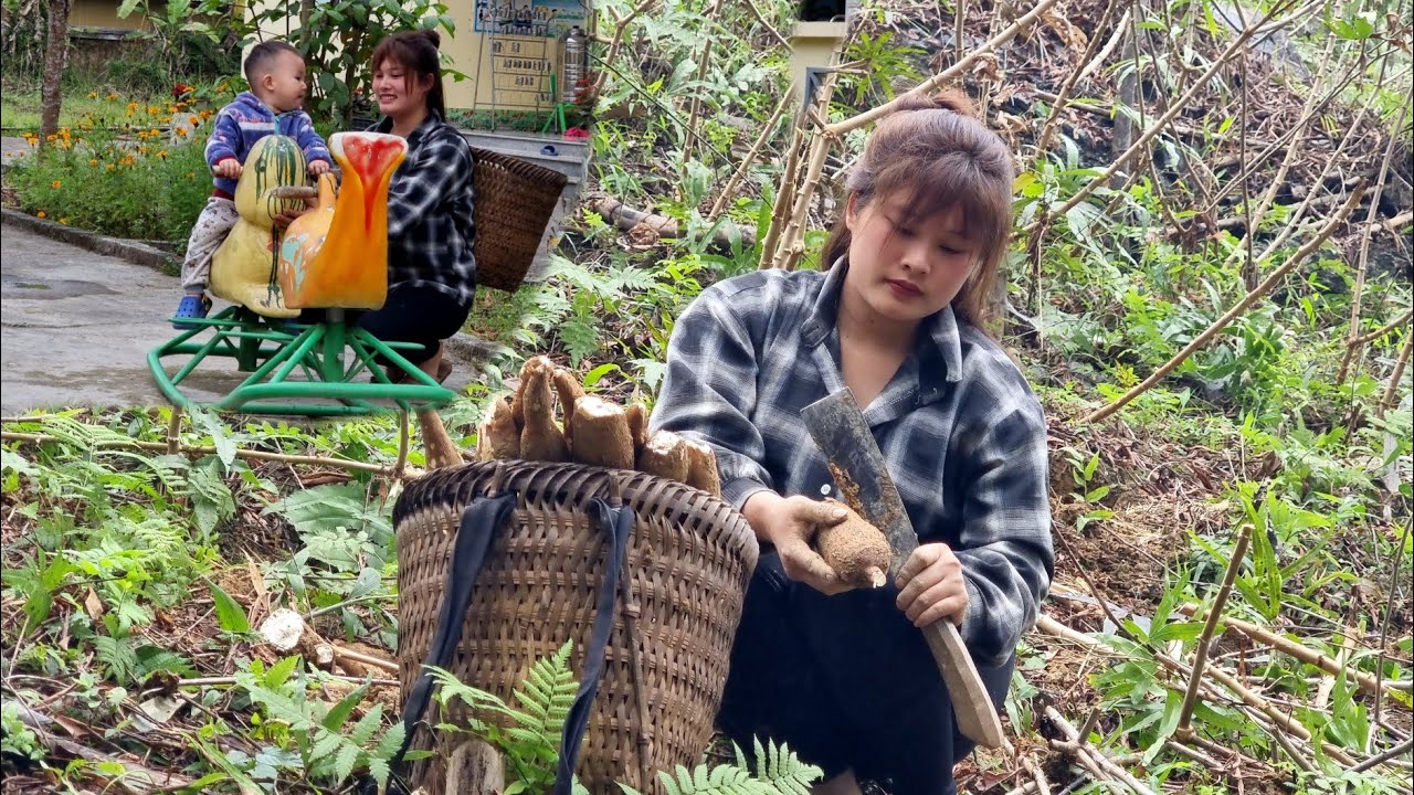 A mother's radiant smile - when her child goes to school /Trieu Thu Single mom - YouTube