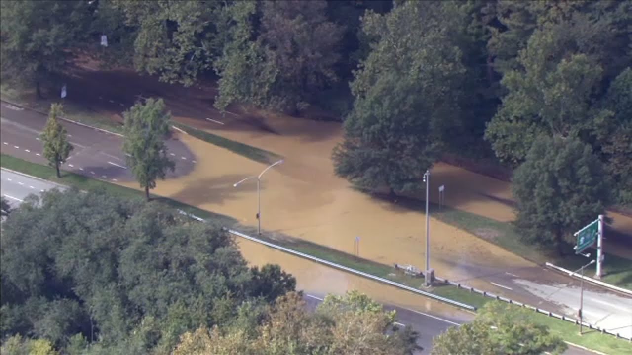 Water main break floods portion of Roosevelt Blvd. in NE Philadelphia ...