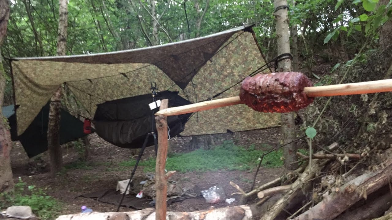 WOODLAND HAMMOCK CAMPING AND SPIT ROAST BEEF - YouTube