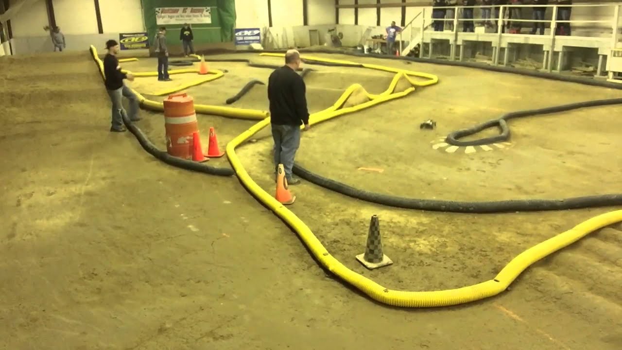 Washtenaw RC Raceway 2-7-2015 4wd Buggy A Main - YouTube
