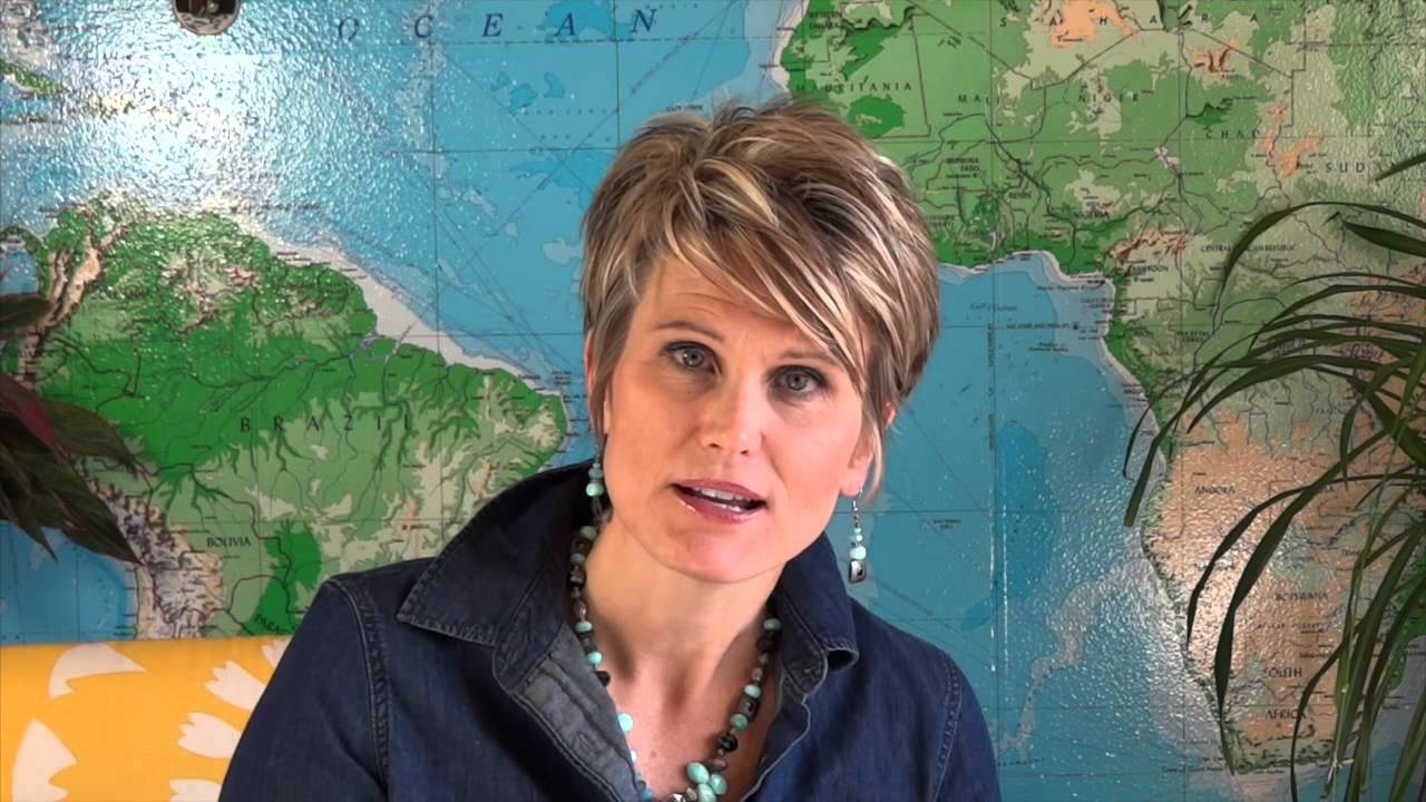 Business Quick Tip | Transparency in Leadership - YouTube