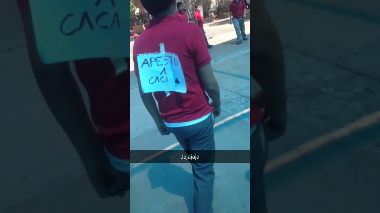 Niño caca 4k full hd - YouTube