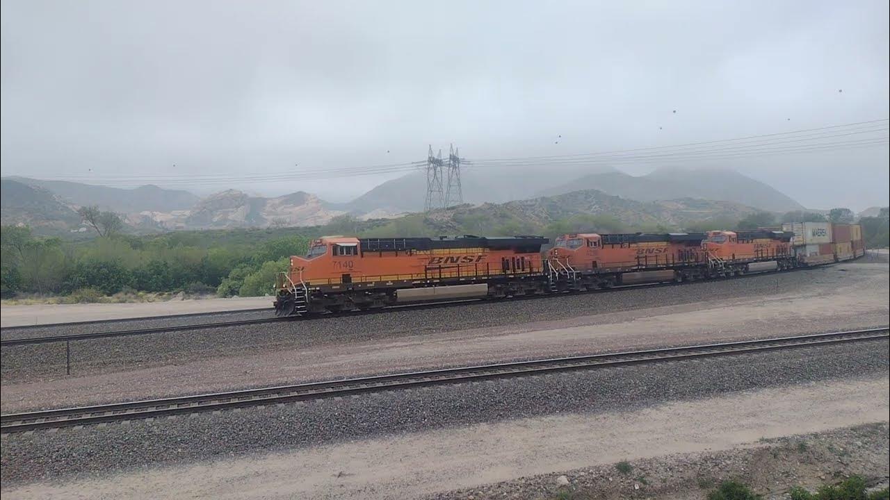 Monster WB BNSF Port Stack/Domestic Intermodal Train At Cajon Junction Ca! #bigbossrailfanner ...
