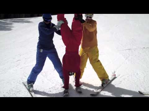 sick synchronized skiing - YouTube