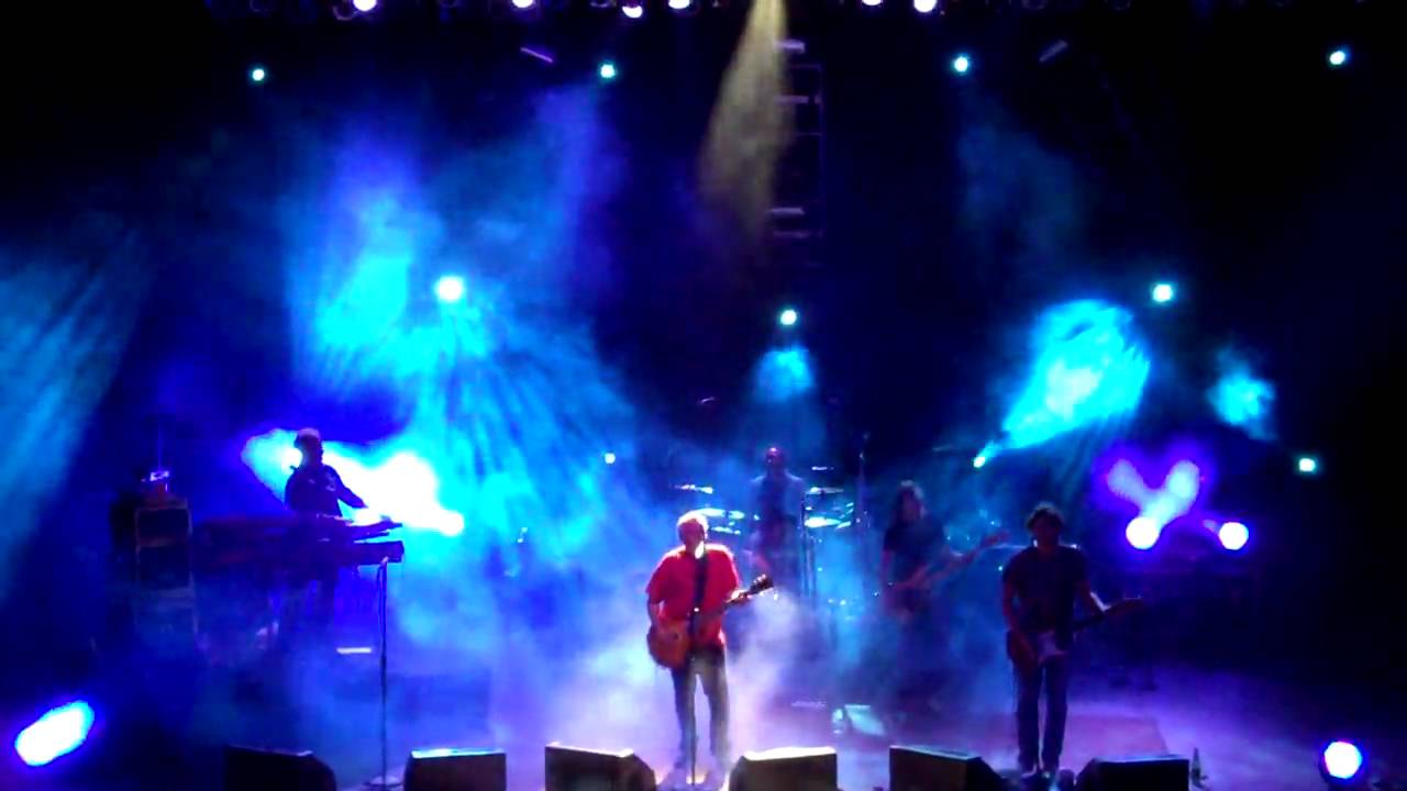 Ween Red Rocks 2009 Did You See Me - YouTube