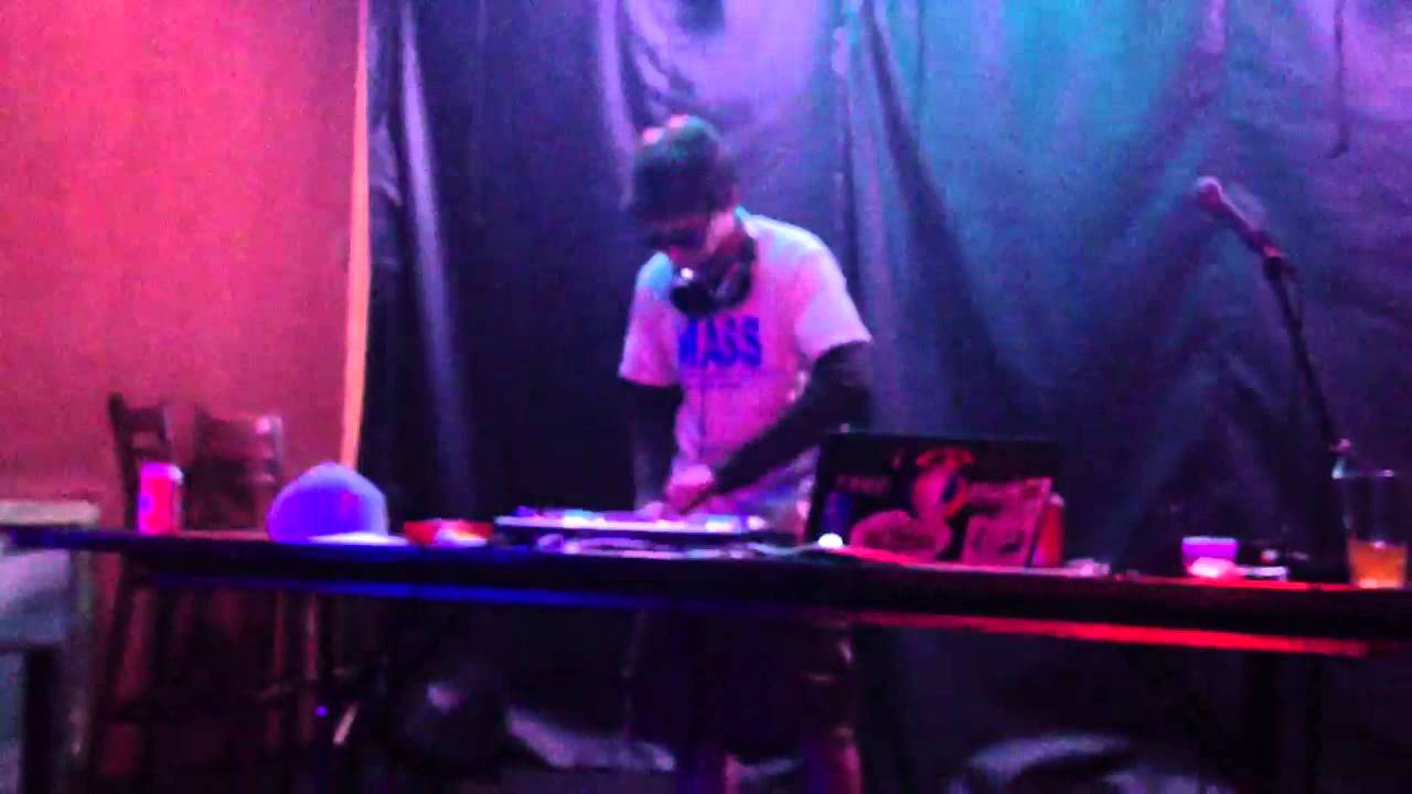 Dj jugala at martins bar Jackson ms - YouTube