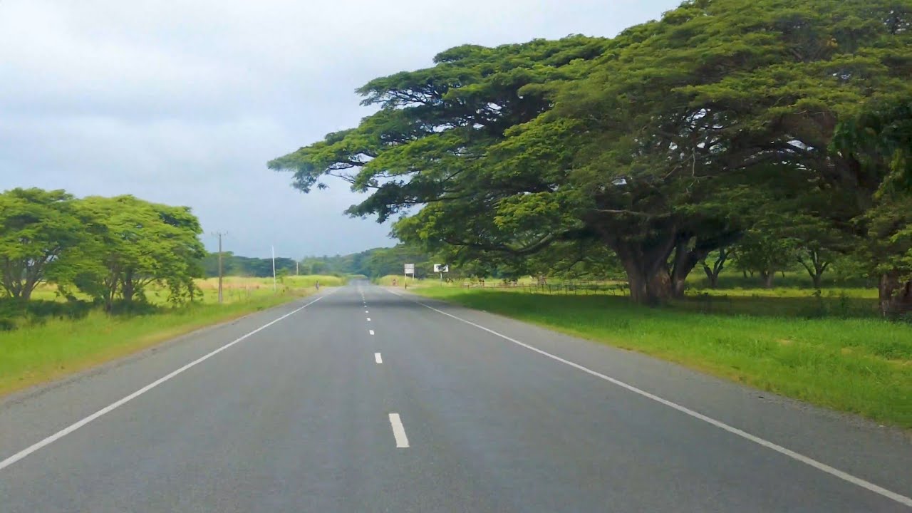 Driving up the Markham Valley - YouTube