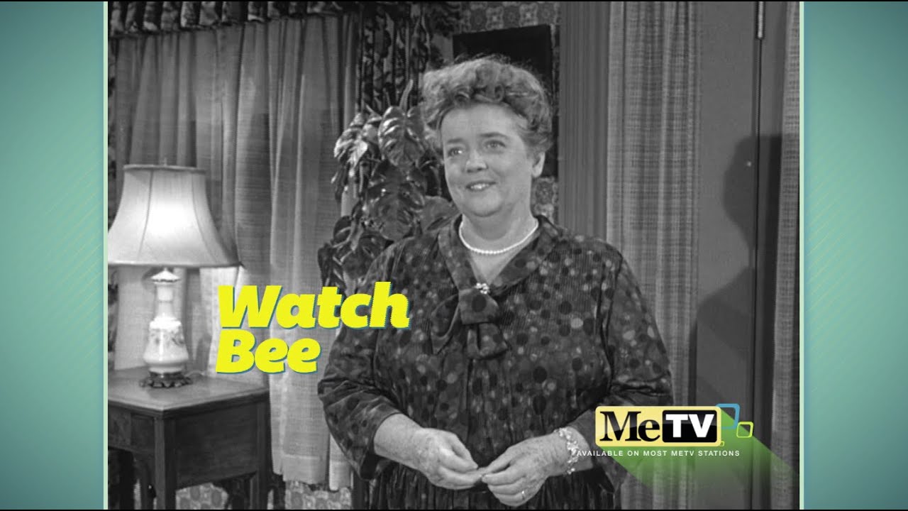 See Aunt Bee on 'The Andy Griffith Show' - Weeknights at 8PM | 7C - YouTube