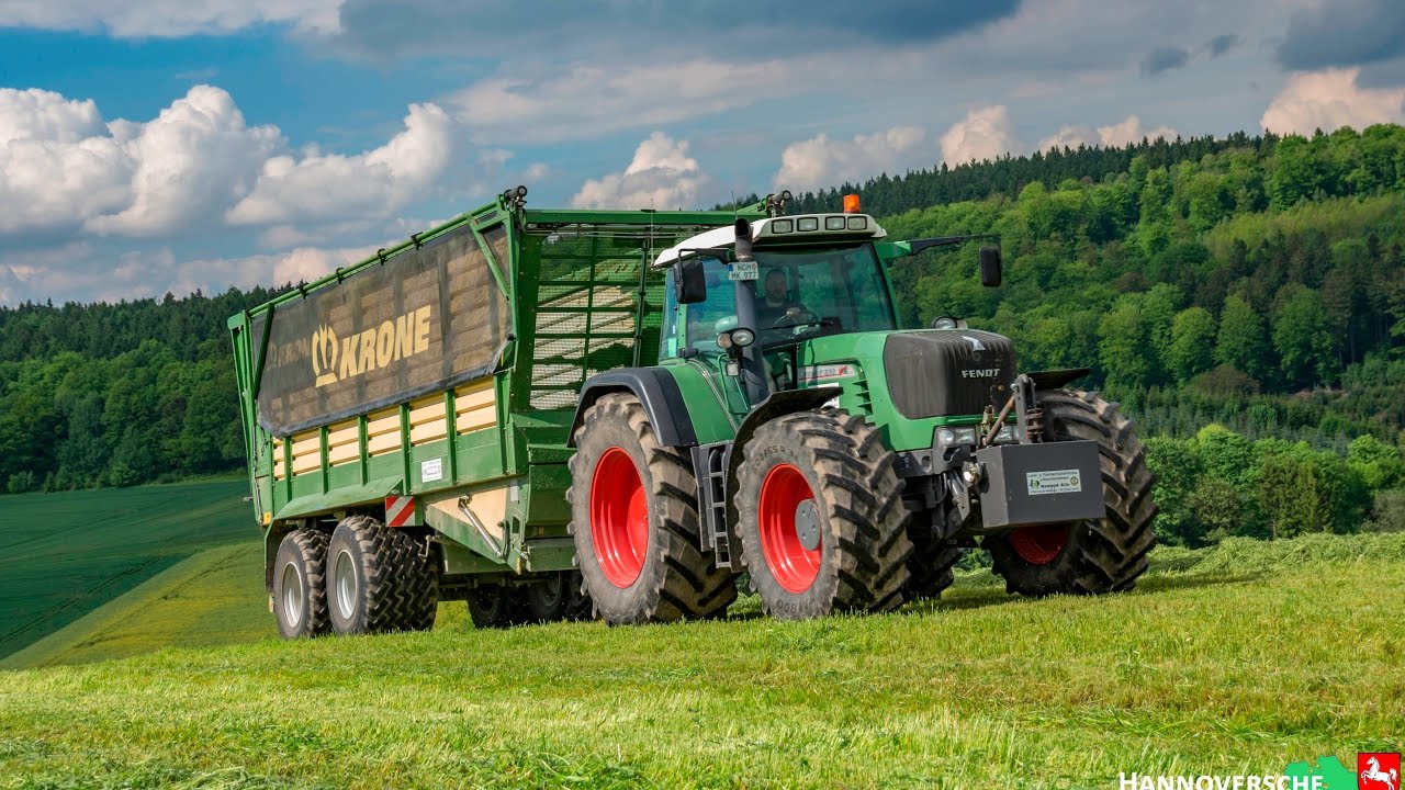 Grasernte Claas Jaguar 950 , Fendt 930 Vario , New Holland T7250, Krone ...