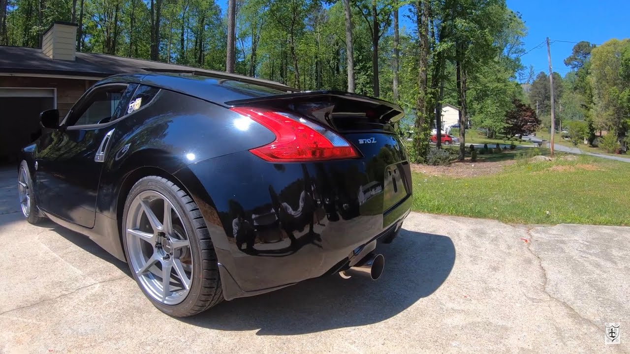 Nissan 370Z Finally install a Stillen rocket bunny wing - YouTube