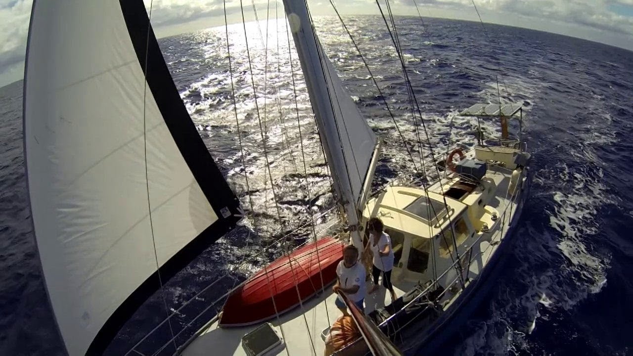 Sailing from Mellish Reef - most distant reef in Coral Sea - YouTube