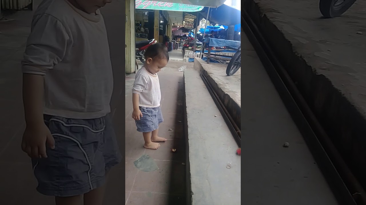 Vidio paling lucu cristian boy Manullang - YouTube