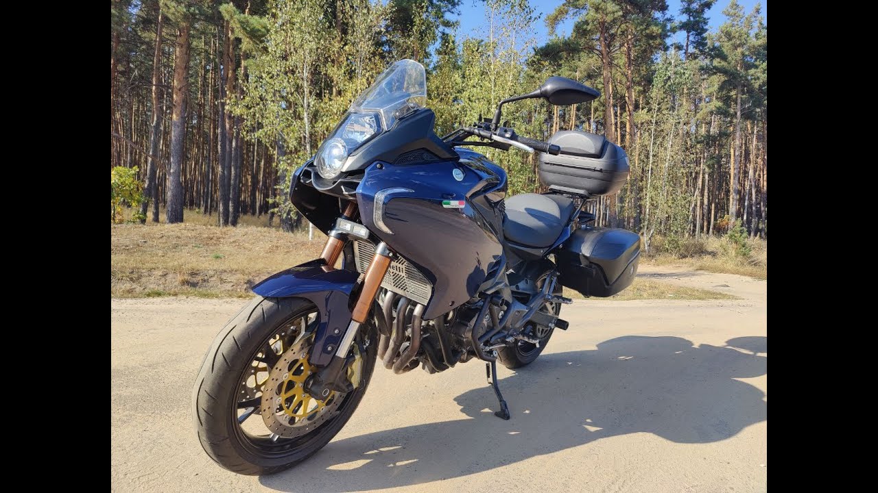 benelli gt 600 - YouTube