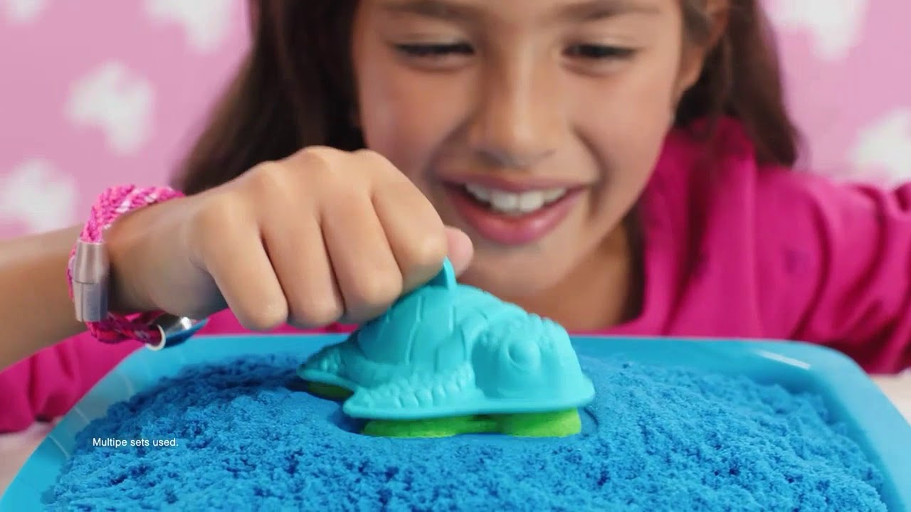 Kinetic Sand | Sandbox Set | :30 Commercial - YouTube