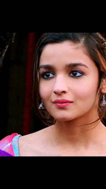 Love Song 💞💞 Kesariya Tera Rang Hai Bollywood Beautiful Actorss