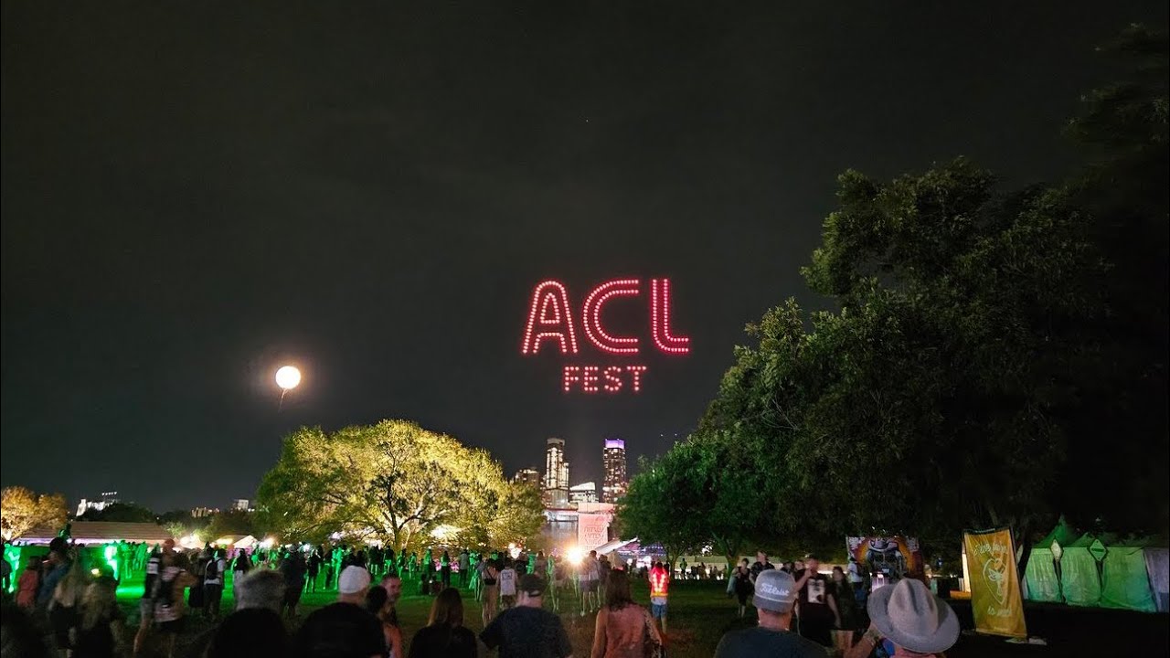 Austin Music Festival: Drone show at ACL Friday 10/06 Weekend 1 - YouTube