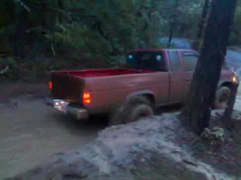 89 nissan D21 playing around in 2&4 wheel drive - YouTube