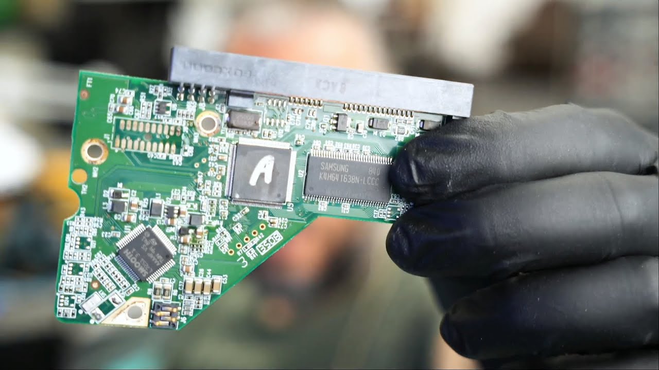 Hard Drive Motherboard repair - 128 pin Processor Firmware Chip swap ...