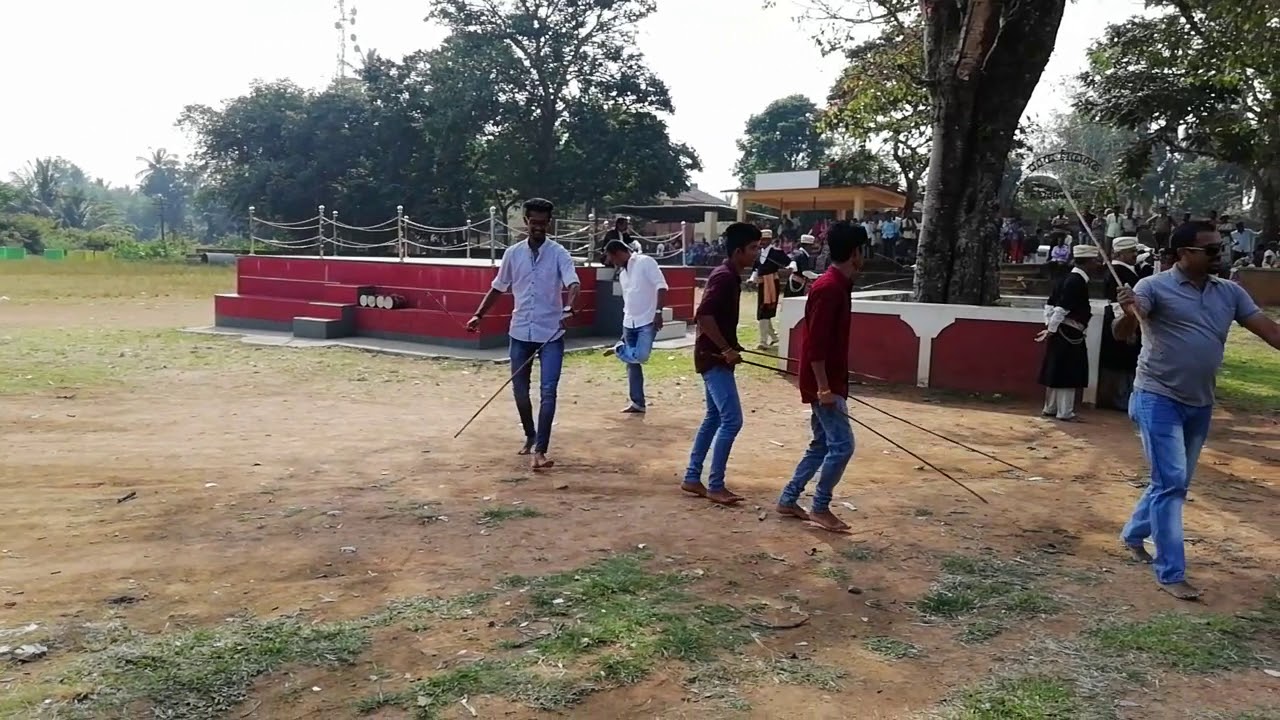 Kodava puttari kolaata at murnad pandaane mandh kanthoor - YouTube