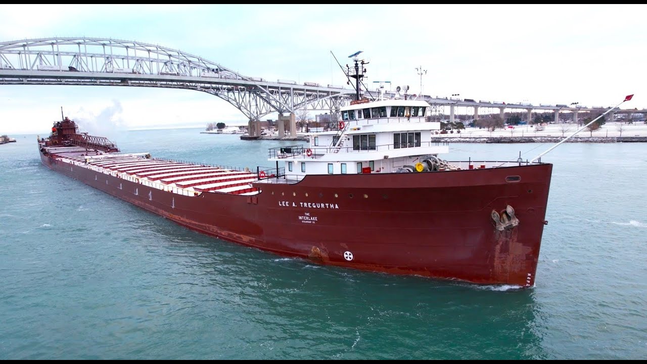 LEE A. TREGURTHA - Downbound Port Huron, Michigan 12-5-2024 - YouTube
