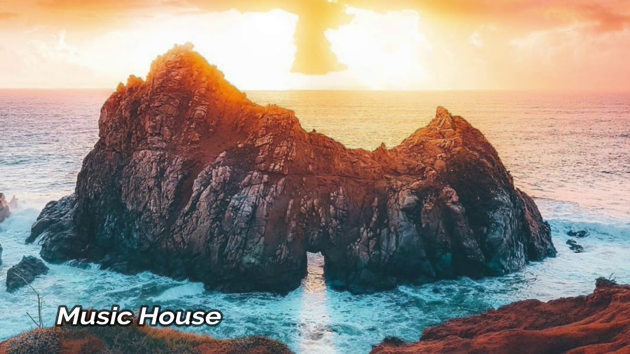 Ash - Daydream (Music House Official) - YouTube