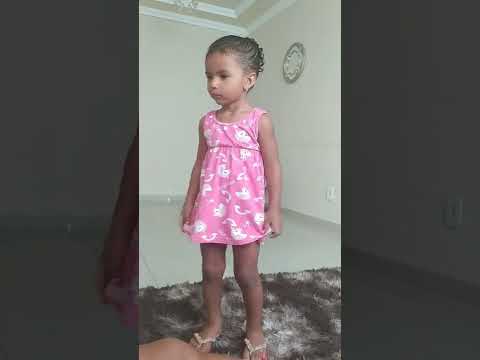 Aninha and the poop 💩