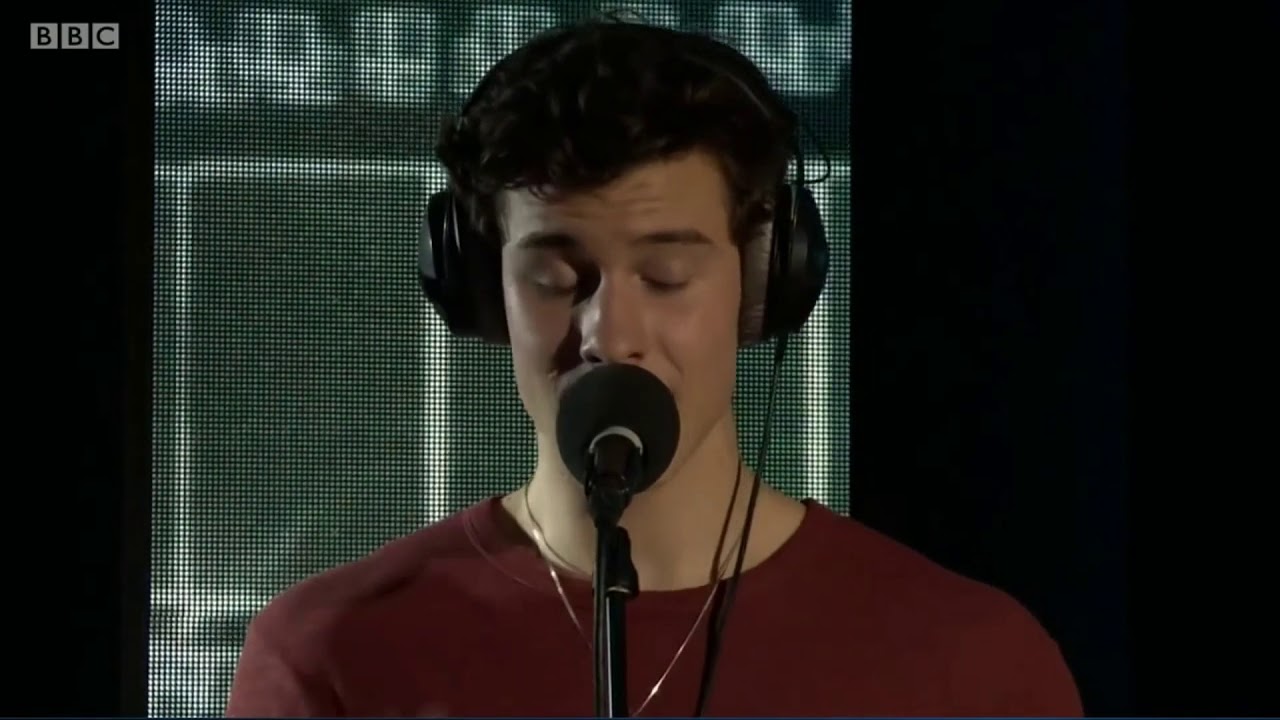Shawn Mendes - "Psycho" Post Malone BBC1's Live Lounge - YouTube