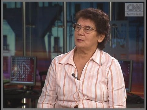 María Durán: "No se le debe hacer un homenaje al señor Lavandero" - YouTube