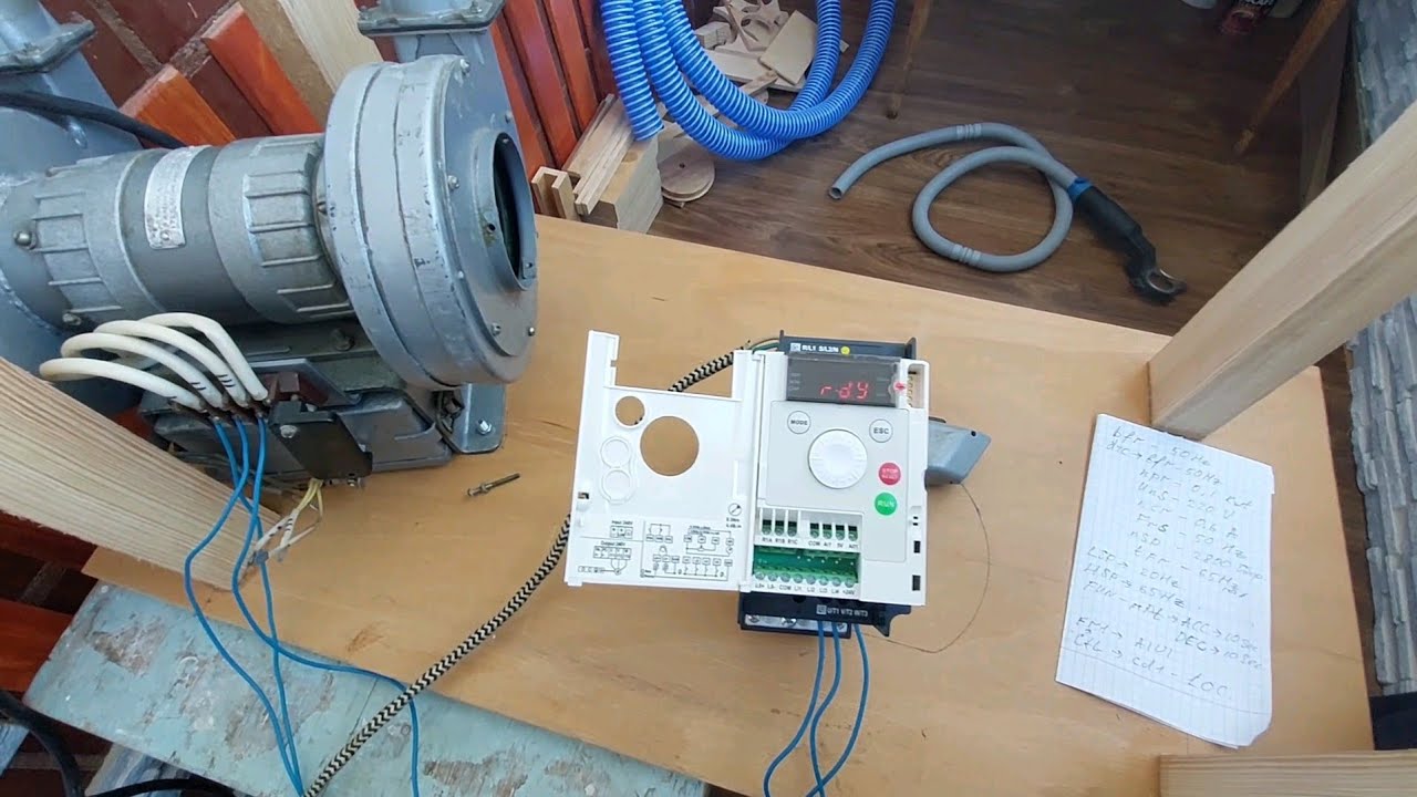 Schneider atv12 підключення і настройка - YouTube