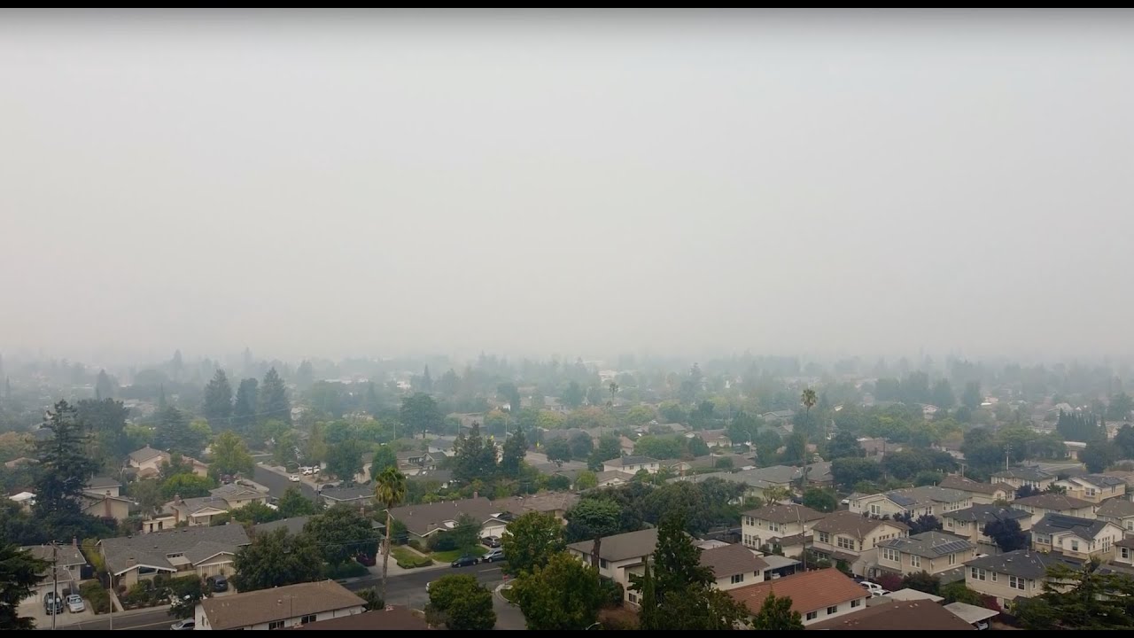 California Wildfires smoke. Silicon Valley under wildfire smoke. View ...