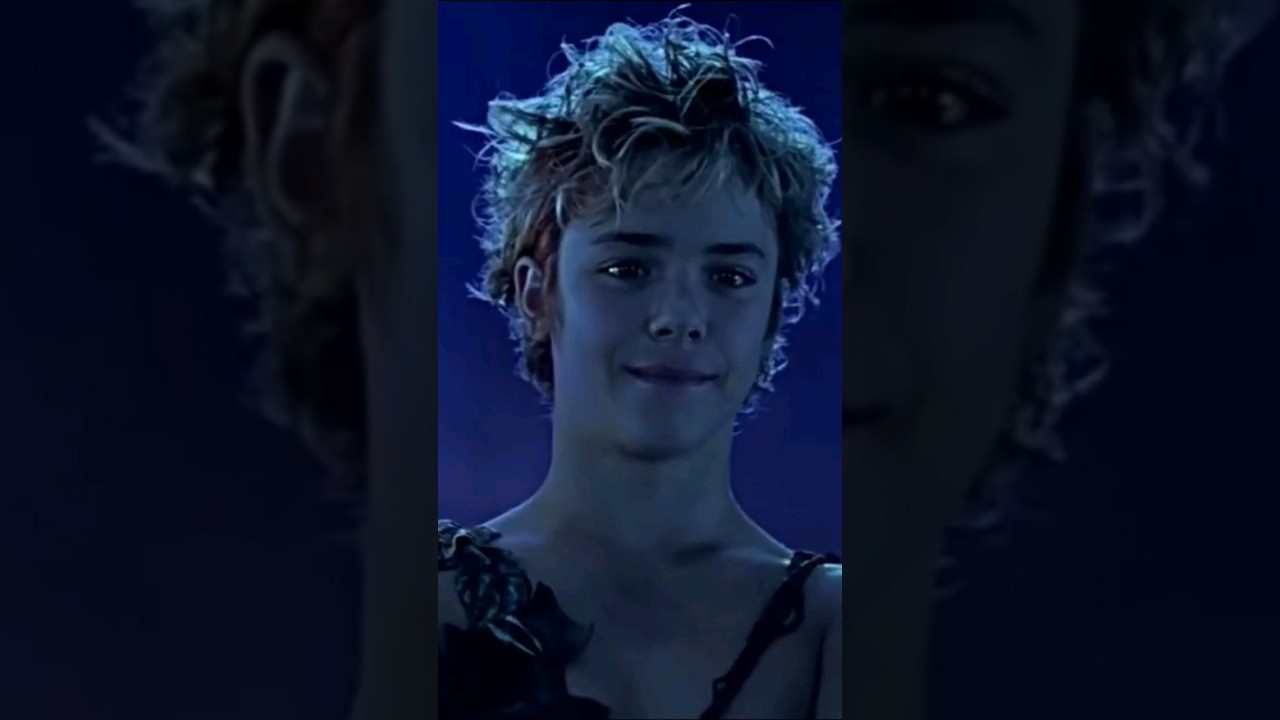💵Peter Pan del 2003 Vs Peter Pan Y Wendy del 2023💵#shorts - YouTube