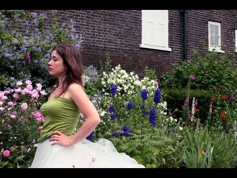 Wild and undaunted -Lisa Knapp - English Folk song - YouTube