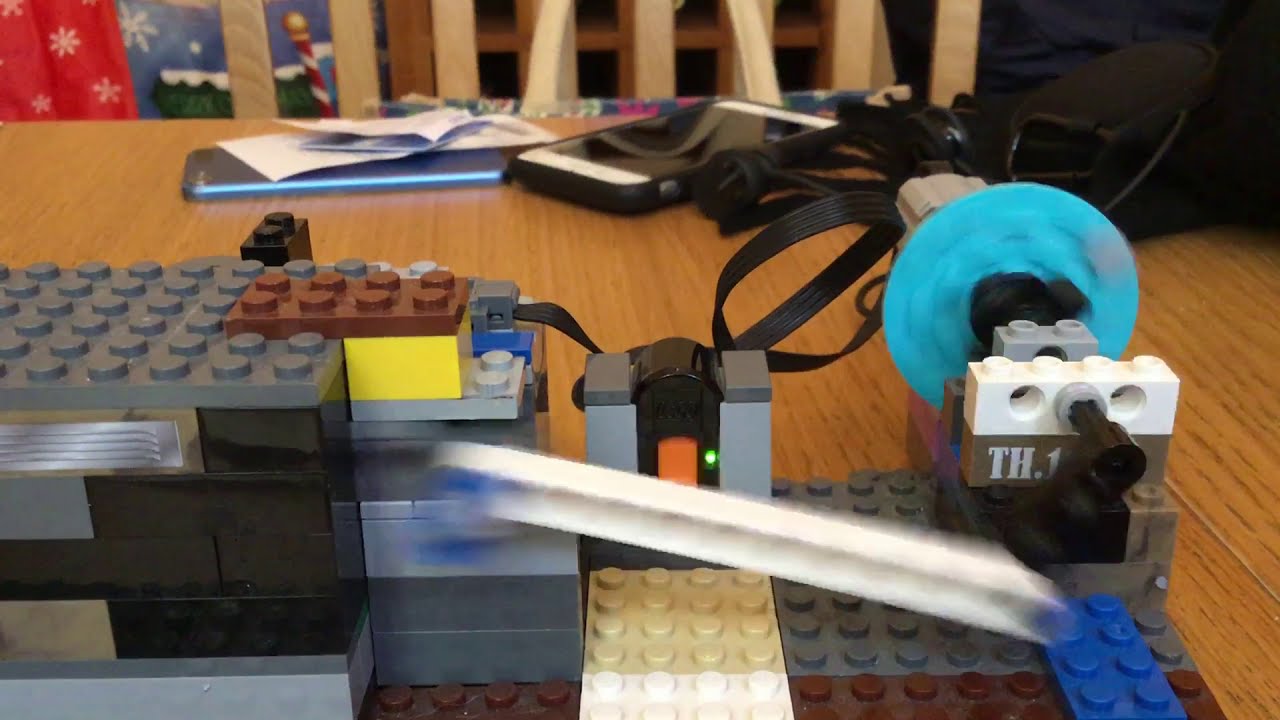 Lego horizontal steam engine high speed run - YouTube